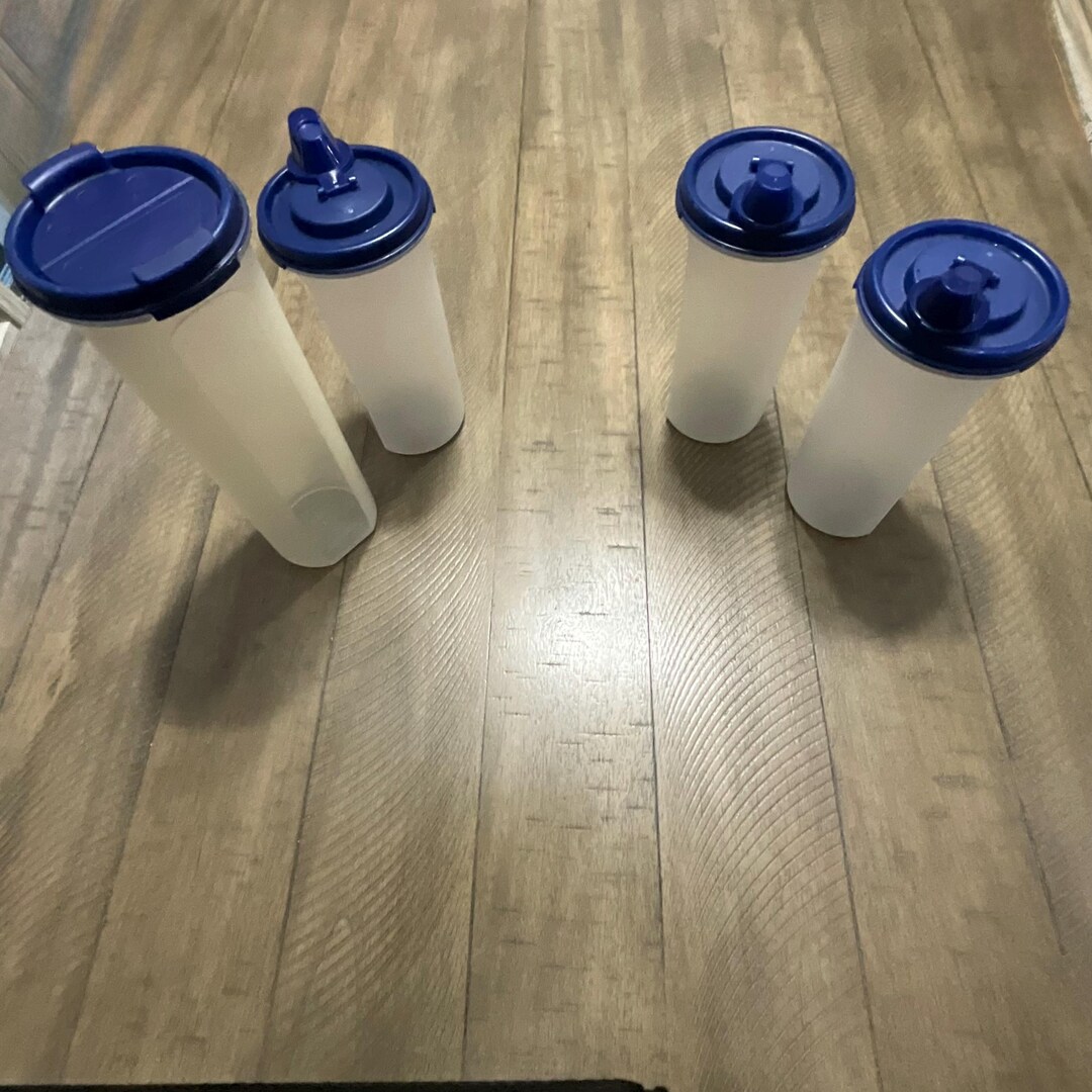 Tupperware Modular Mate Round Red or Blue Lids Pour No Drip Less Lid ...