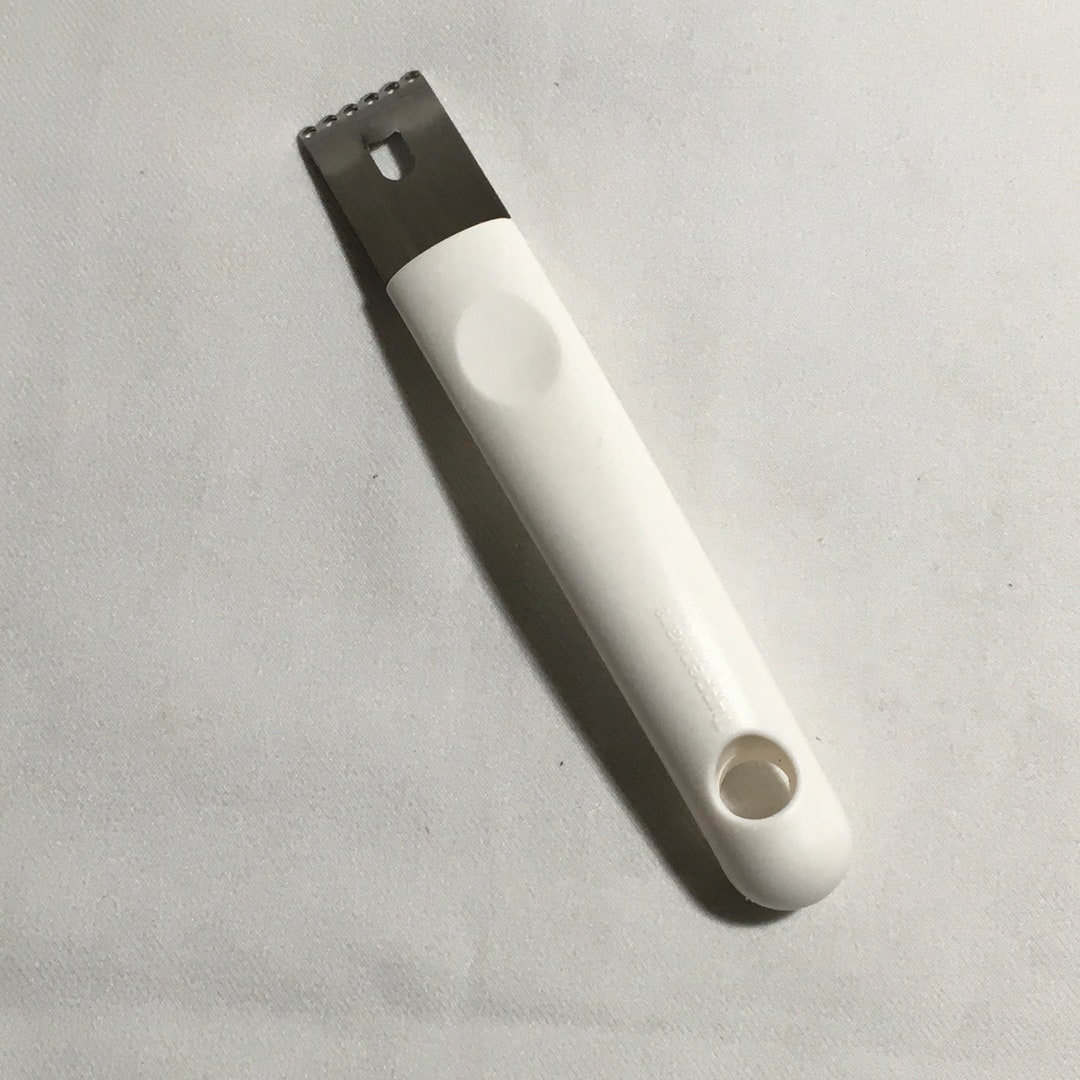 Tupperware Citrus Zester Gadget Tool White Handle Lemon Orange Lime ...