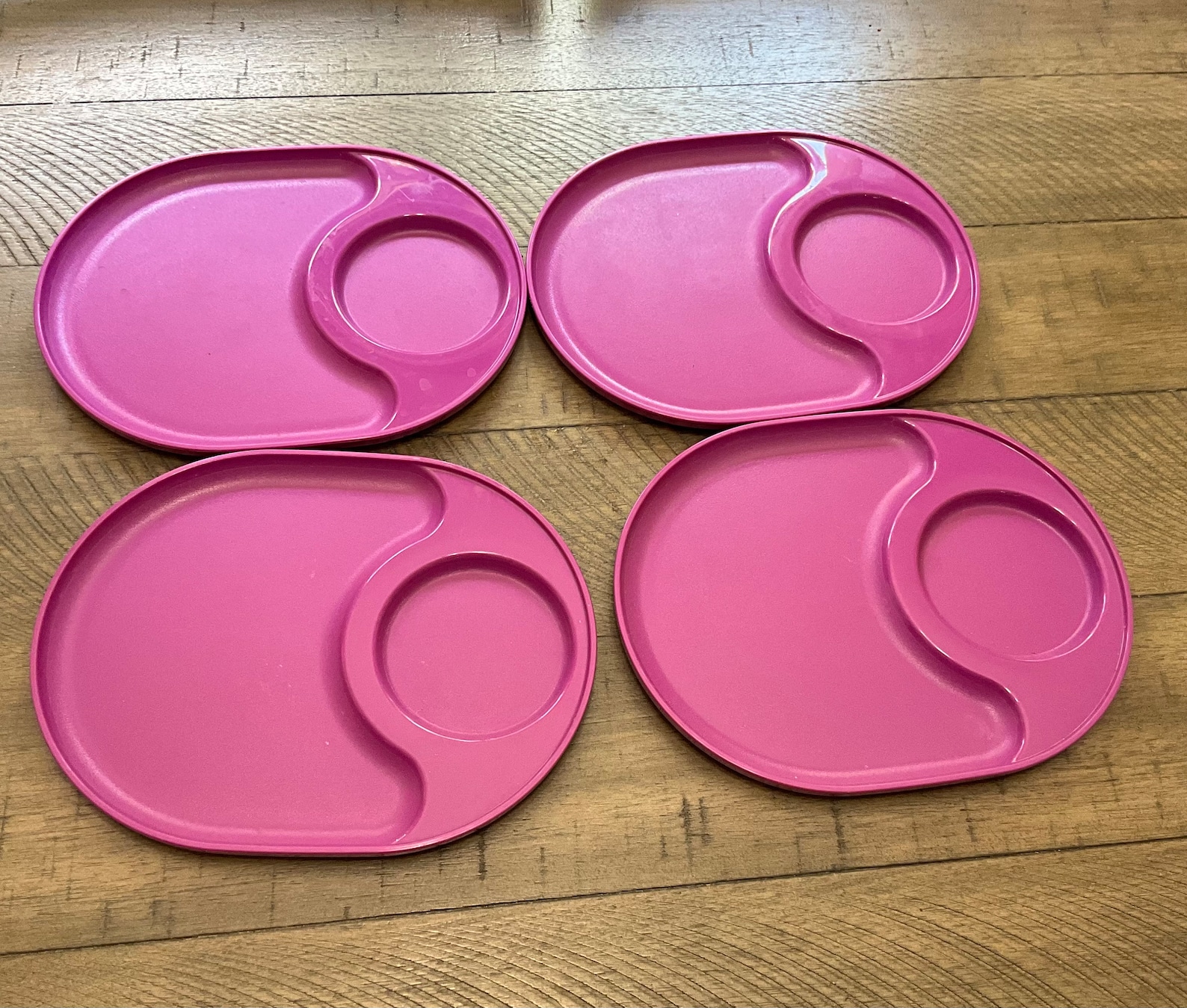 Tupperware Snackatizer Snack Plates 2142 Set of 3 or 4 Purple Stackable ...