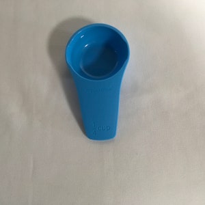 Tupperware Replacement Measuring Cups Curved Ergonomic Embossed Raised ...