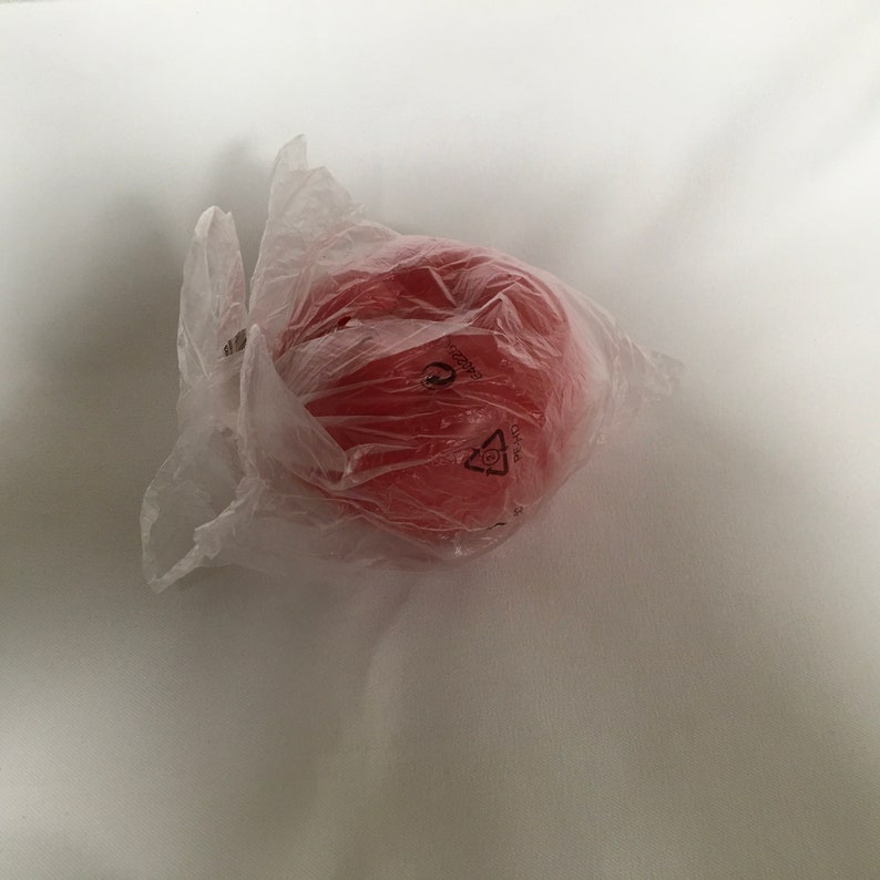 Tupperware Garlic Keeper Onion Keeper Tomato Keeper Locks in Freshness ...