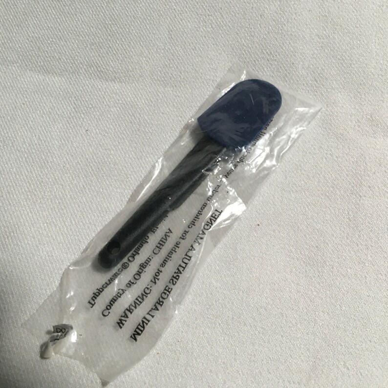 Tupperware Miniatures Doll Size Kitchen Food Dishes Thatsa Bowl Mini ...