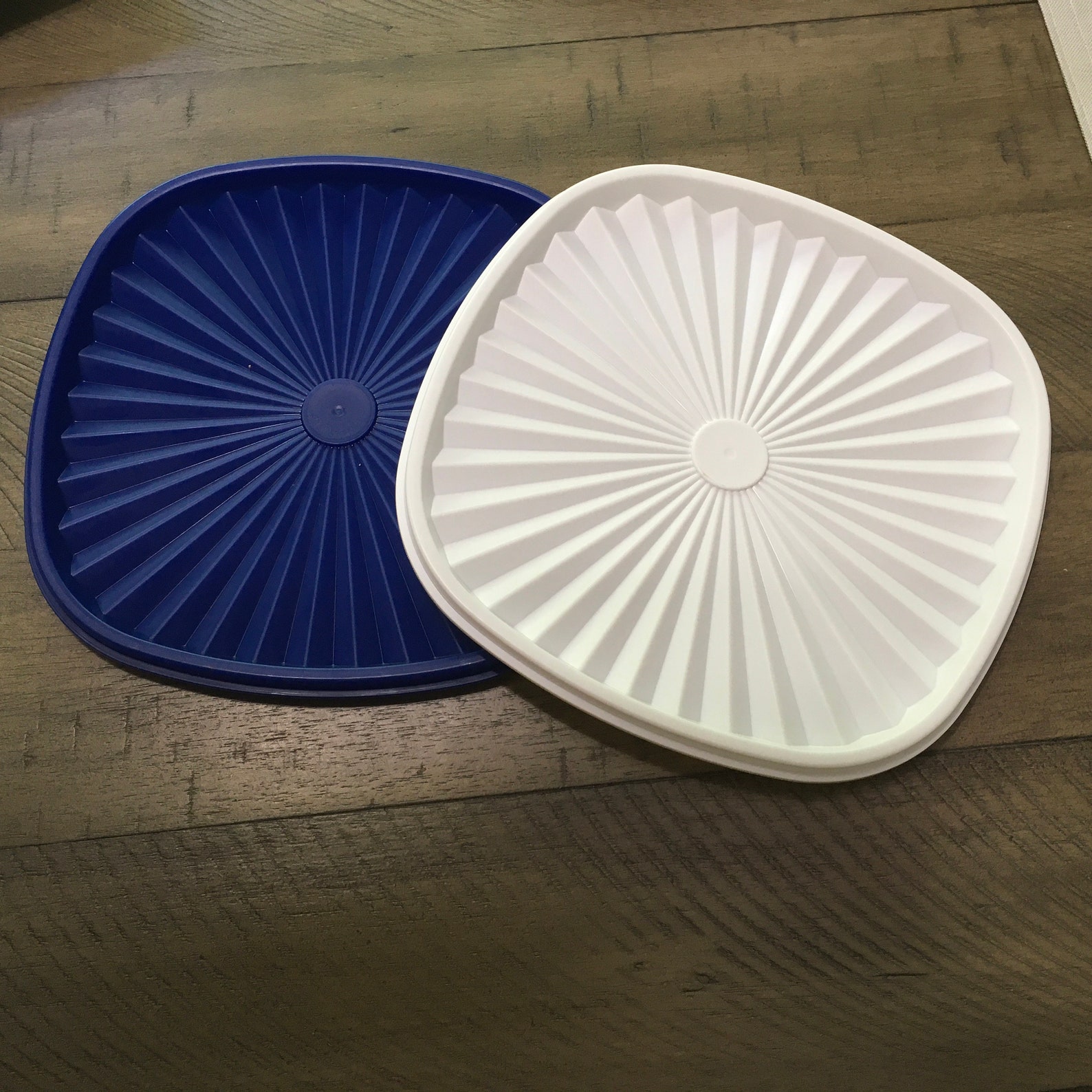 Tupperware Lid 837 Replacement Seal 8 Cover White Sunburst Lid White or ...