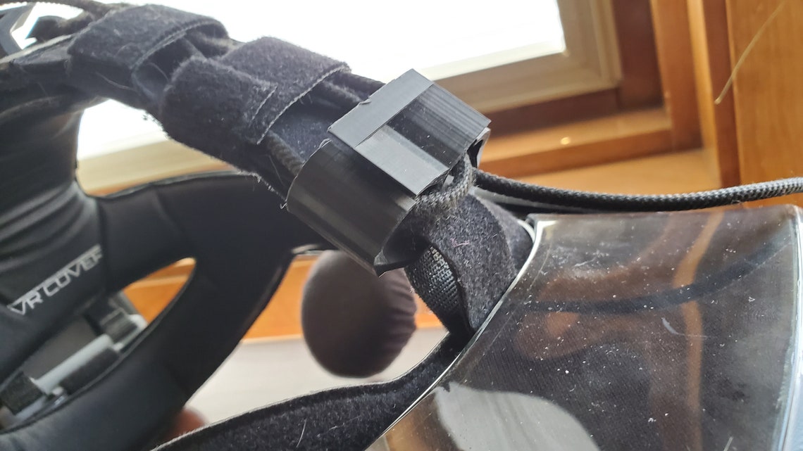 Oculus Quest DAS Adapters AND Cable Management Clips - Etsy