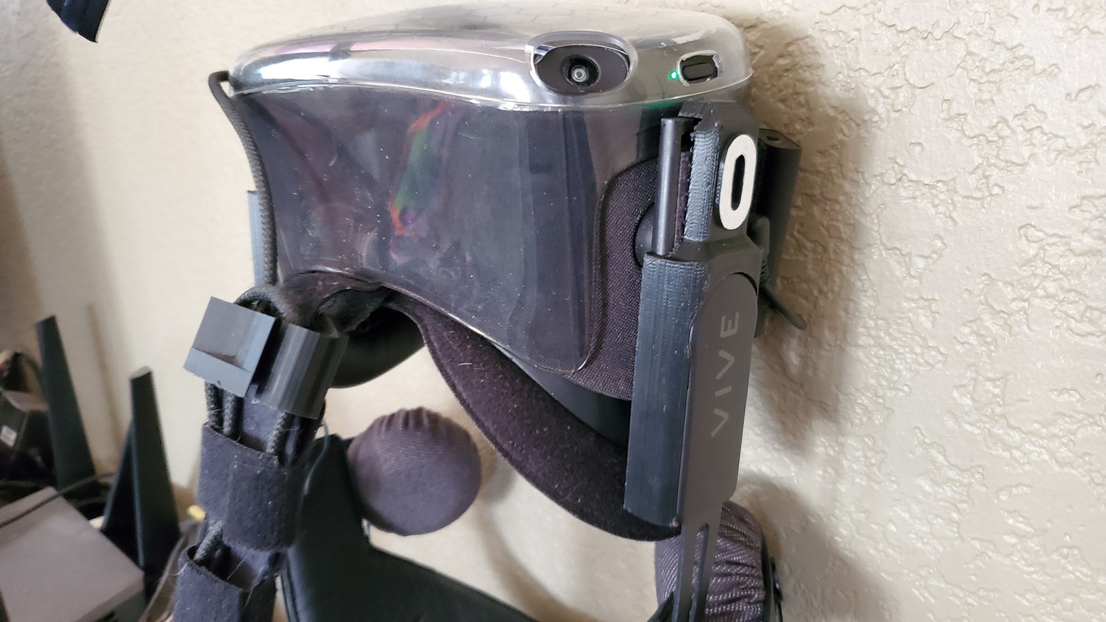 Oculus Quest DAS Adapters AND Cable Management Clips - Etsy