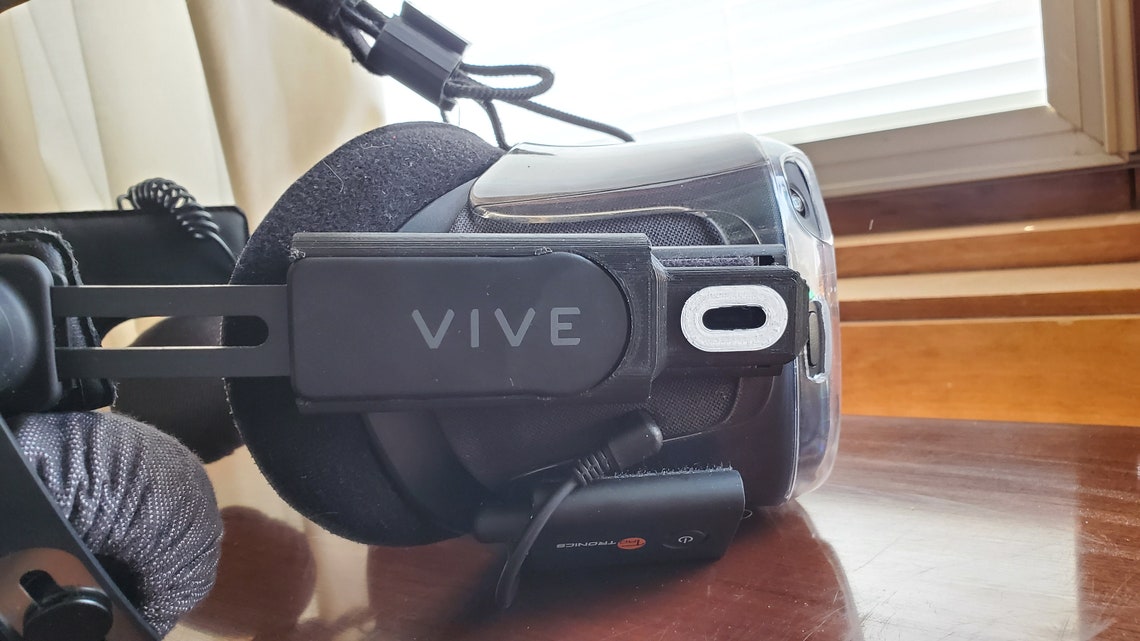 Oculus Quest DAS Adapters AND Cable Management Clips - Etsy