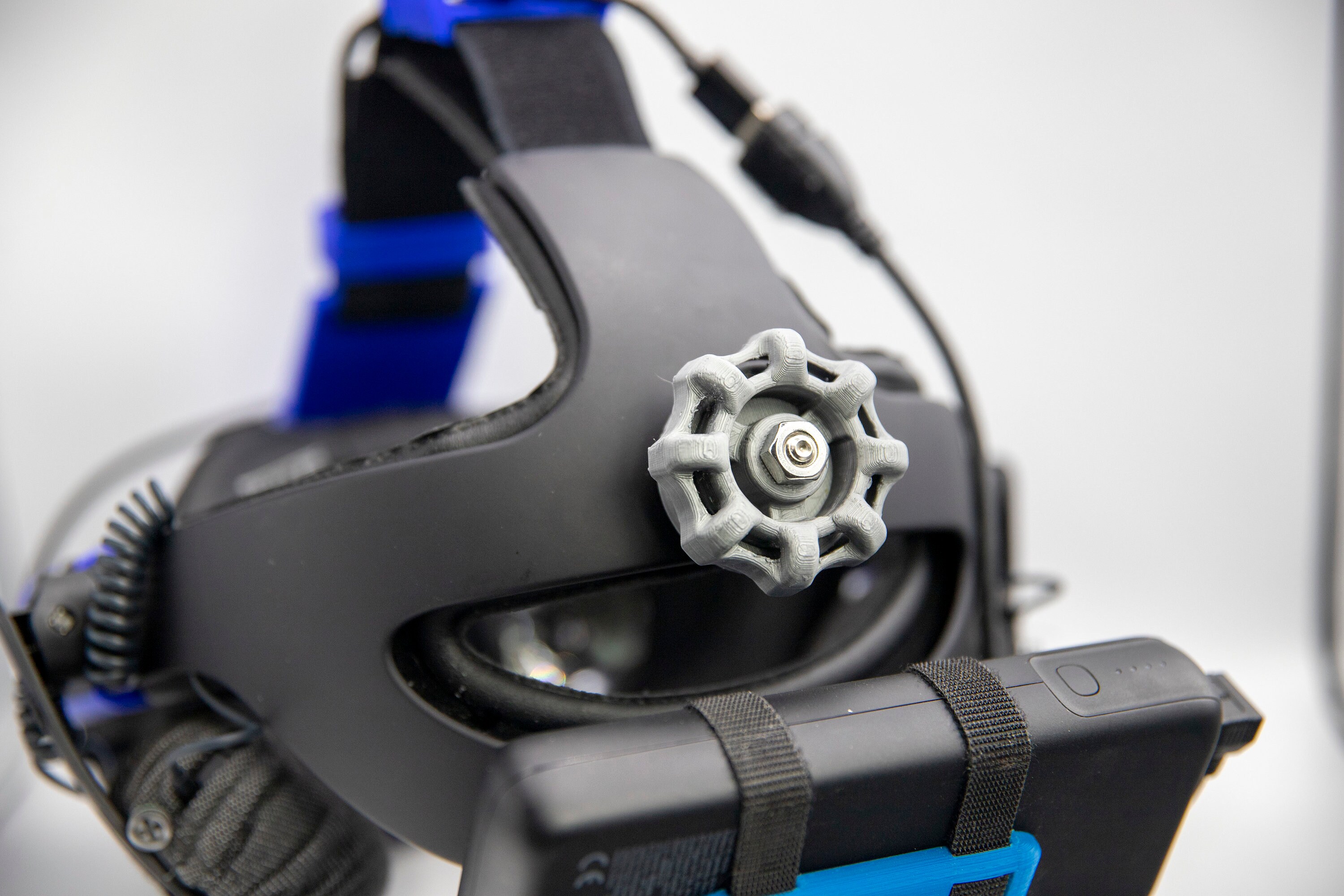 HTC Vive Deluxe Audio Strap Valve Knobs With REAL Metal Bolts - Etsy