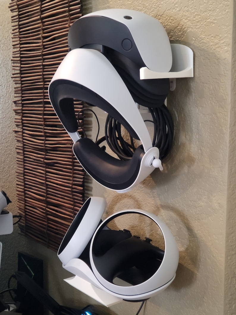 PSVR2 Wall Mount - No Damage Command Strips or Screw Anchor Versions ...