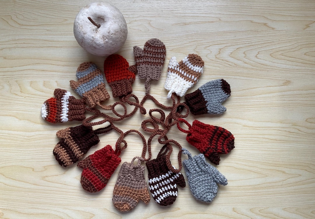 Handmade Crochet Miniature Mittens Garland - Etsy