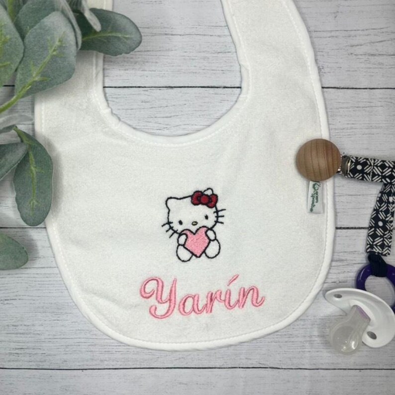 Hello Kitty With Heart Custom Embroidered Waterproof Baby Bib ...