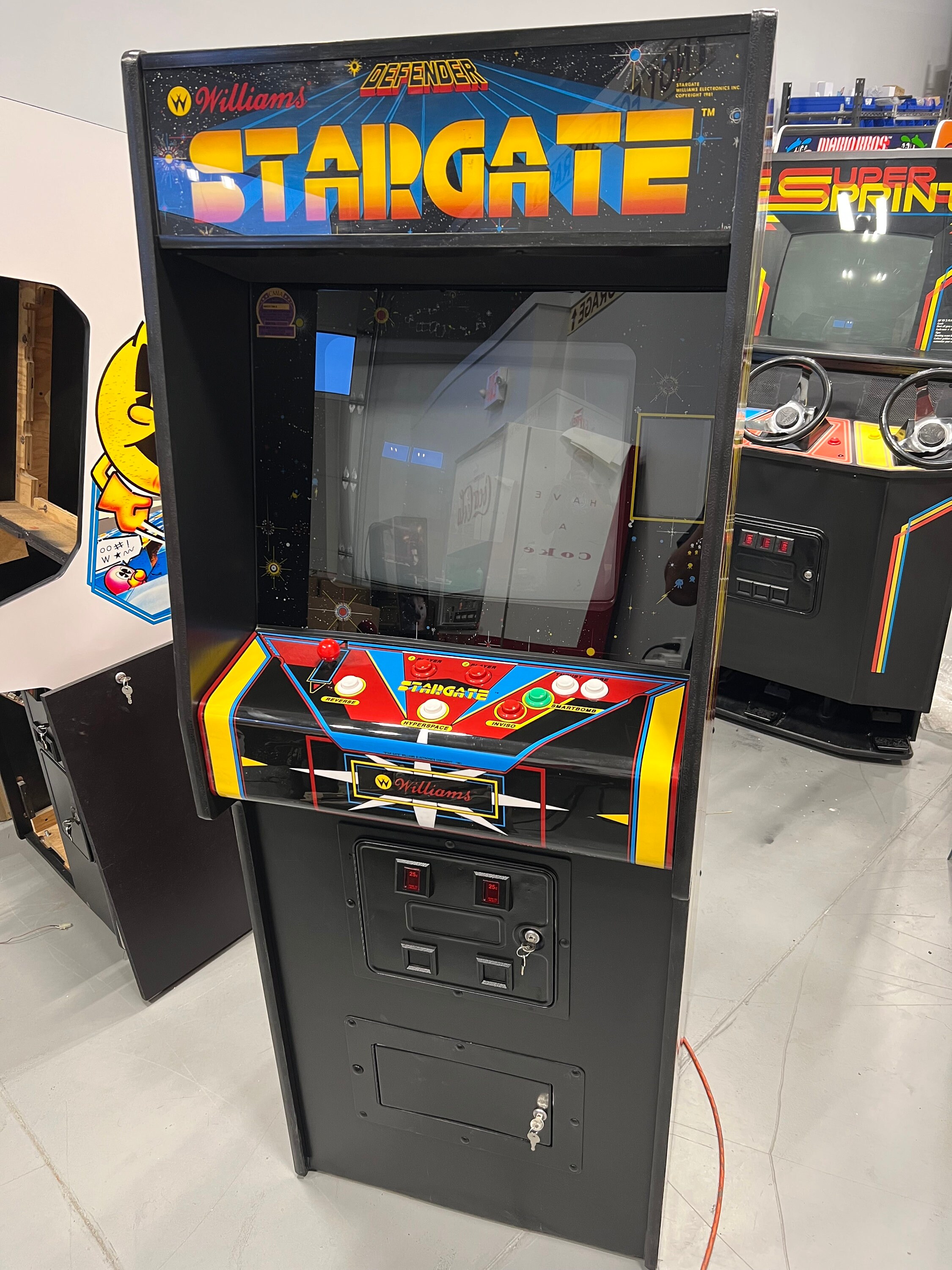 Williams Defender Stargate Arcade Machine Restored and Amazing Ships ...