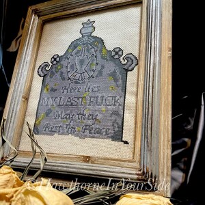 Rest in Peace Cross Stitch Pattern PDF, Gothic Victorian Tombstone ...