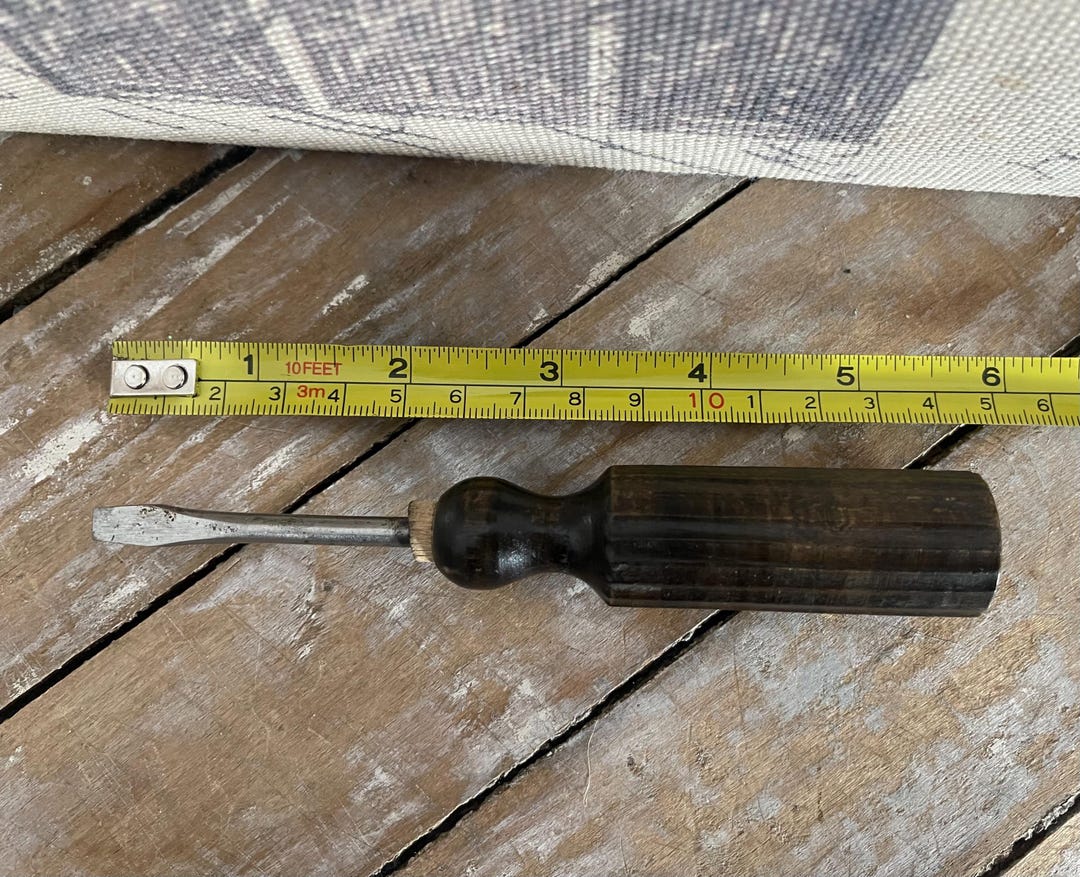 Antique, Turned, Ribbed, Wooden-handled, Standard Screwdriver, 5 5/8 ...