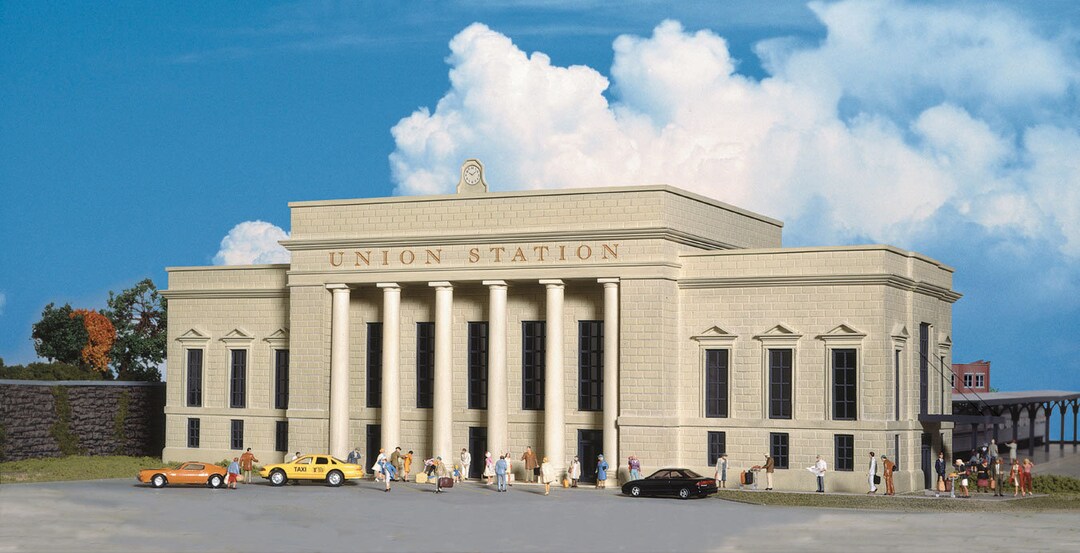 Walthers Cornerstone 1/87 HO Scale UNION STATION Passenger Terminal W ...