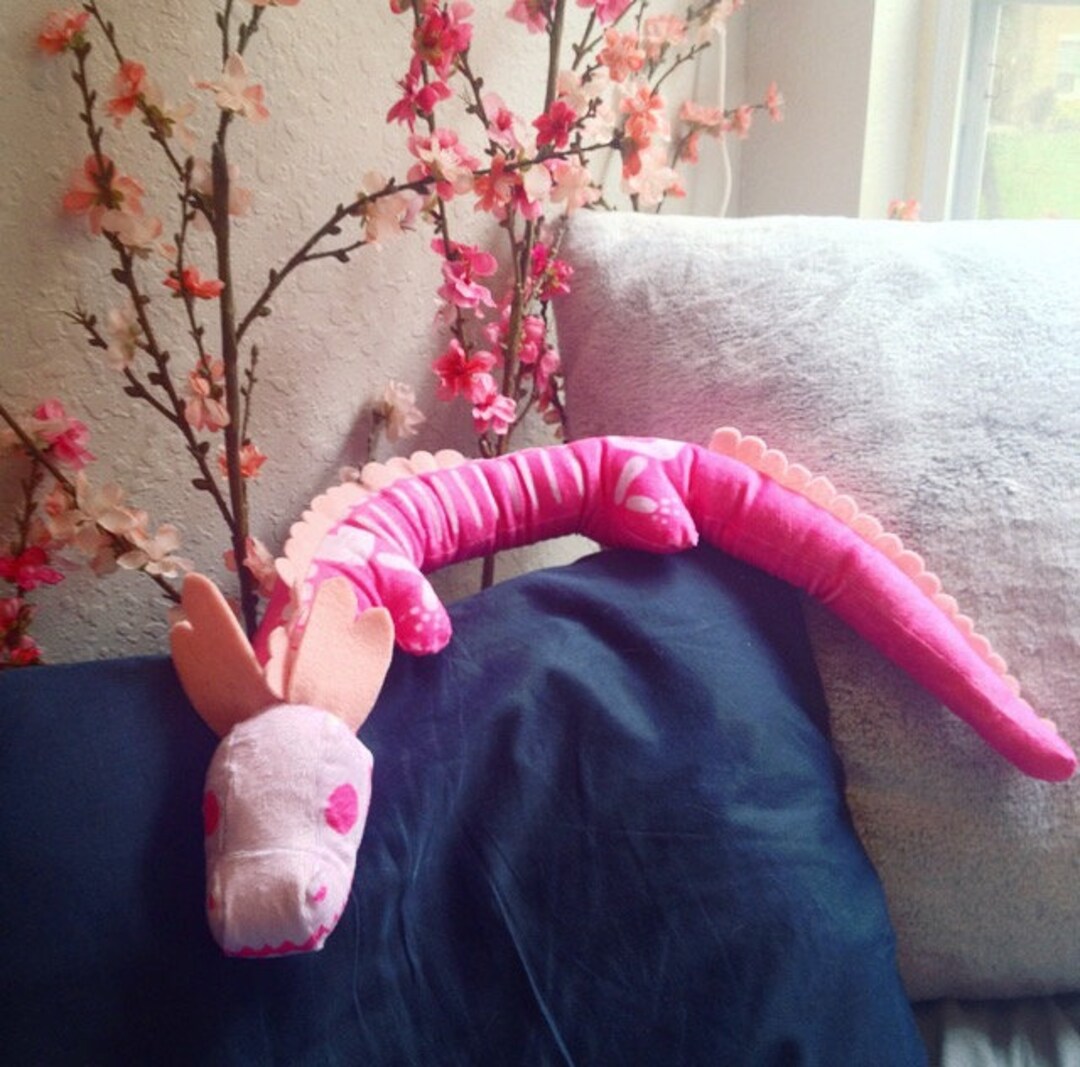 Spooky Scary Scary Skeleton Pink Ryu Ramen - Etsy