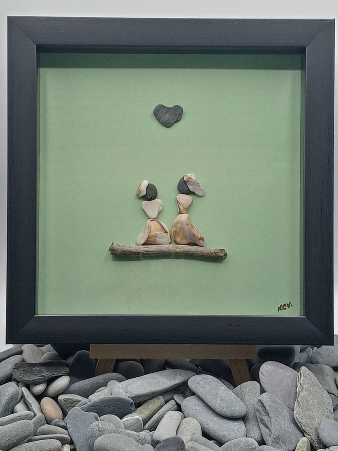 Pebble Art Friends, Ladies Pebble Picture, Best Friends Wall Art ...