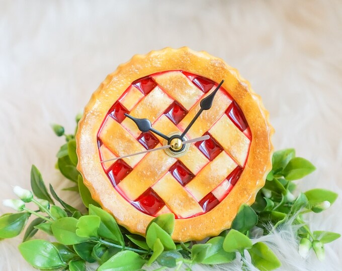 Small Cherry Pie Clock - Etsy