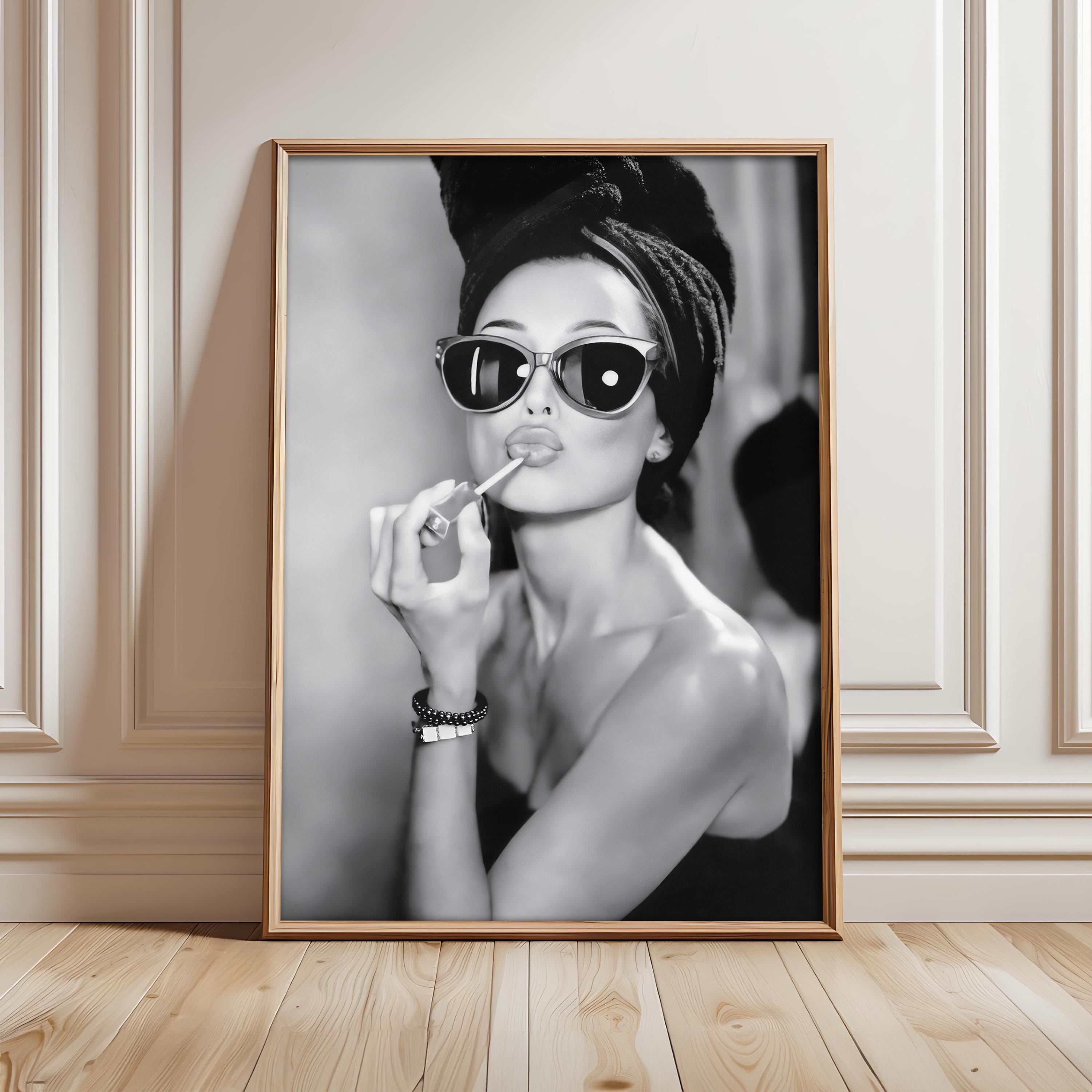 Audrey Hepburn Lipstick Poster , Audrey Hepburn Makeup Print, Retro ...