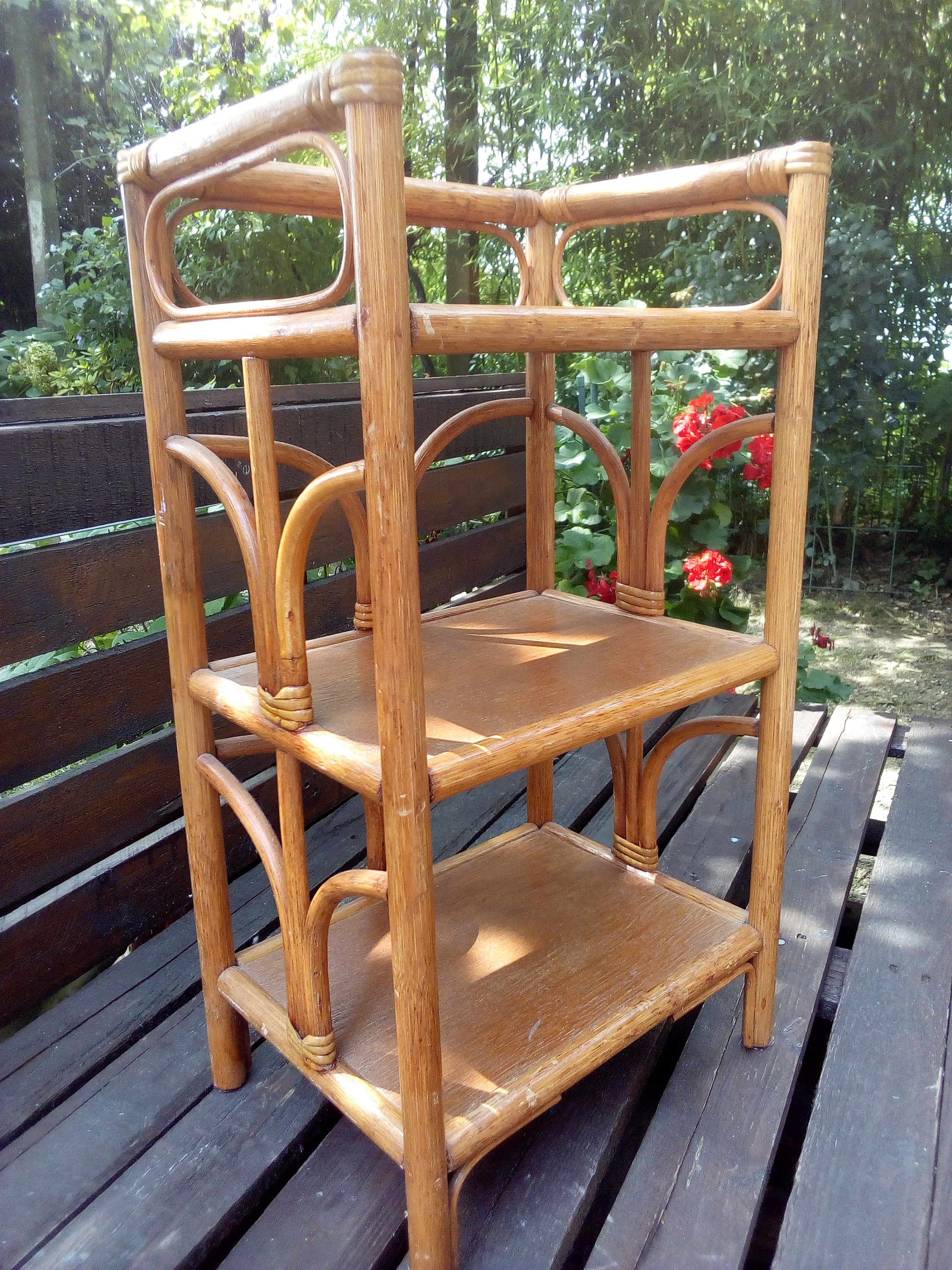 Vintage Bamboos Wooden Etageren/retro Table With Shelves/vintage Phone ...
