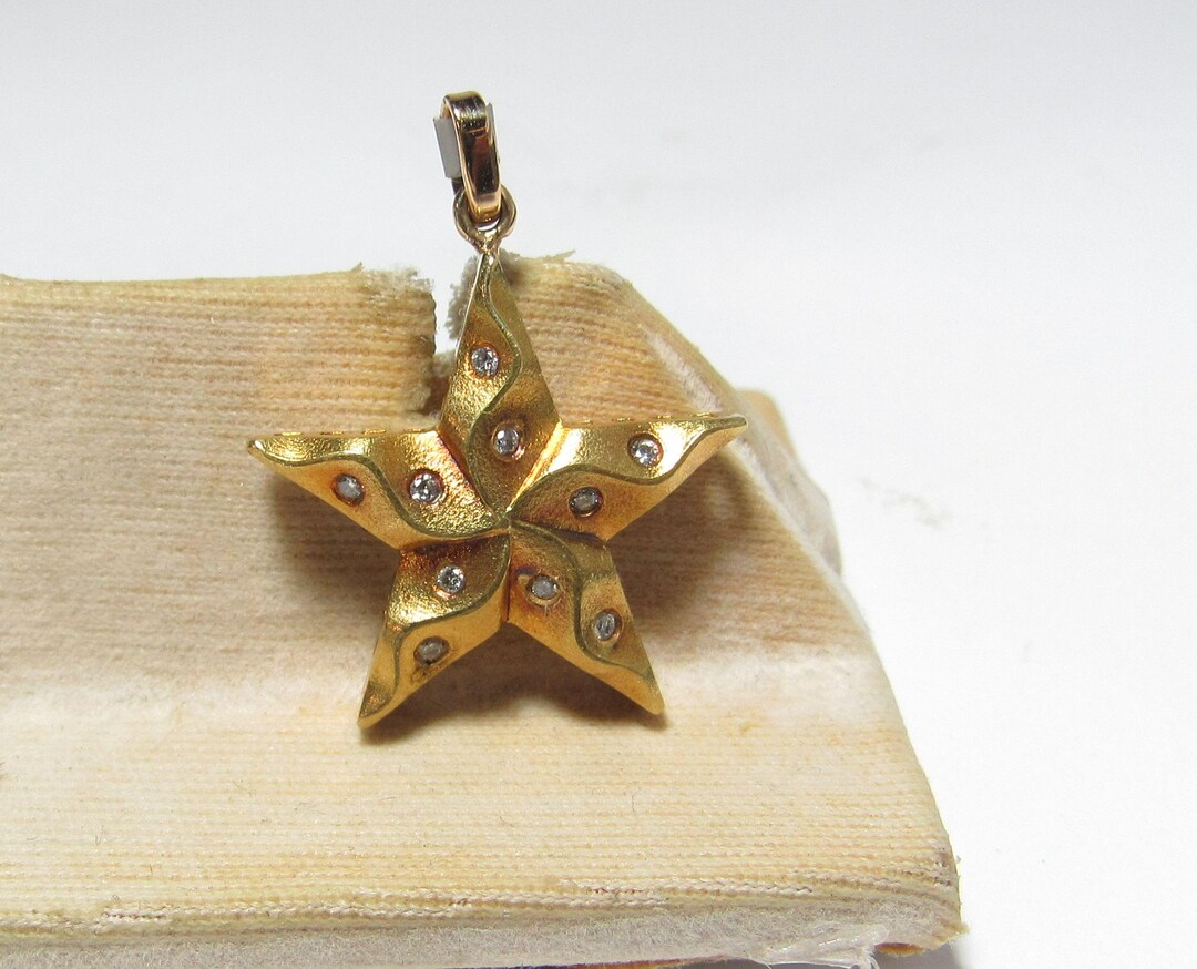 Well Made 18k Solid GOLD Star Pendant With Natural Diamonds - Etsy