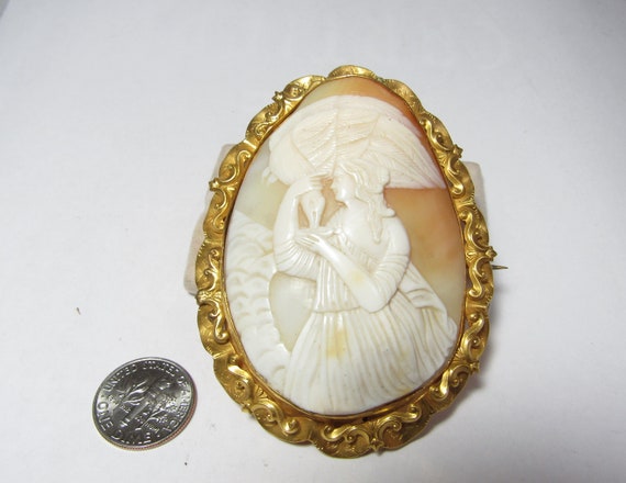 Extra large Victorian Hand Carved One Piece Shell Cam… - Gem