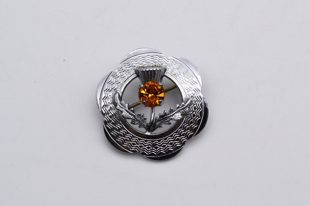 Vintage Celtic Scottish Amber Tone Thistle Brooch/scarf/lapel Pin - Etsy