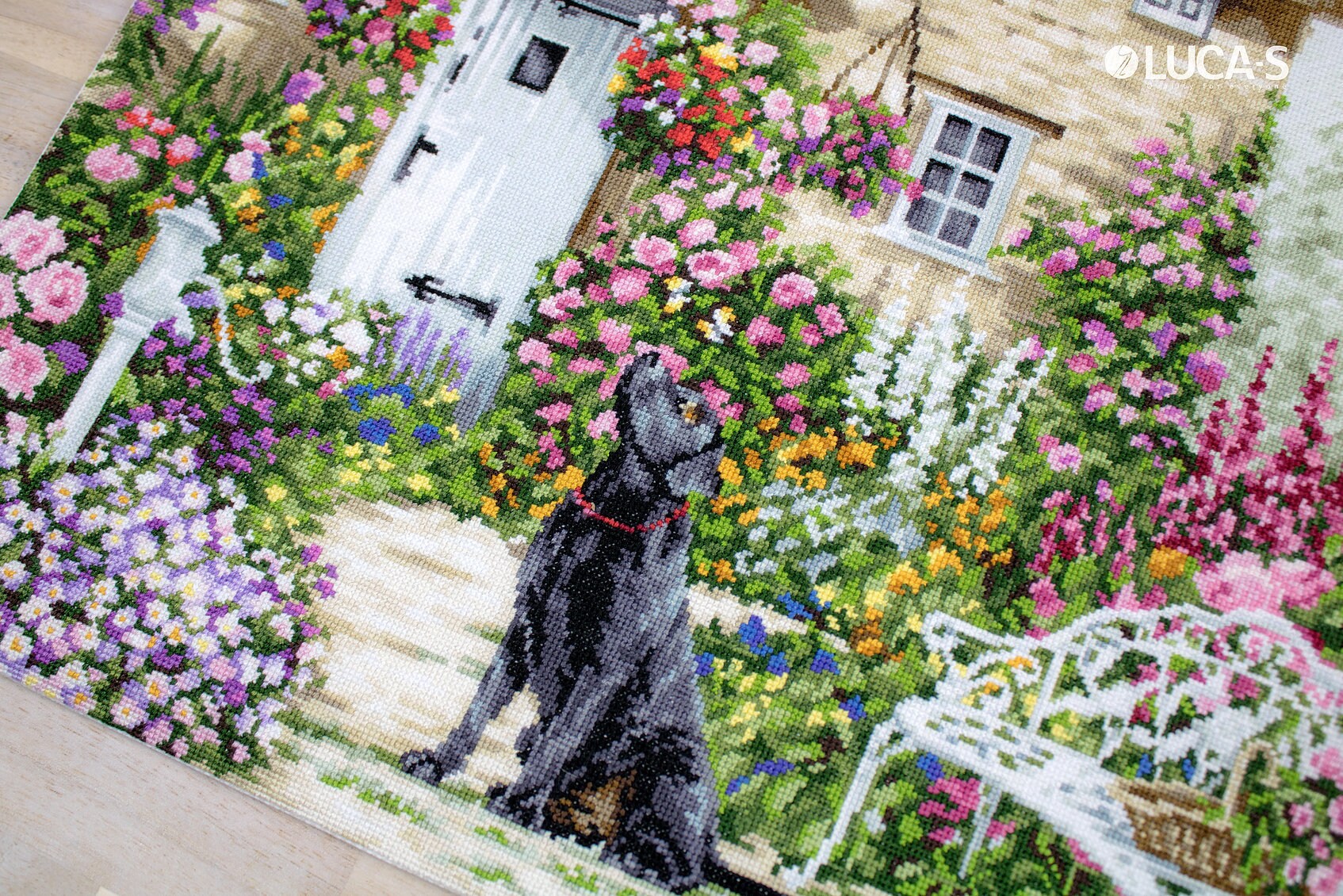 Luca-s / B2377 the Cottage Garden © Richard Macneil / Cross - Etsy