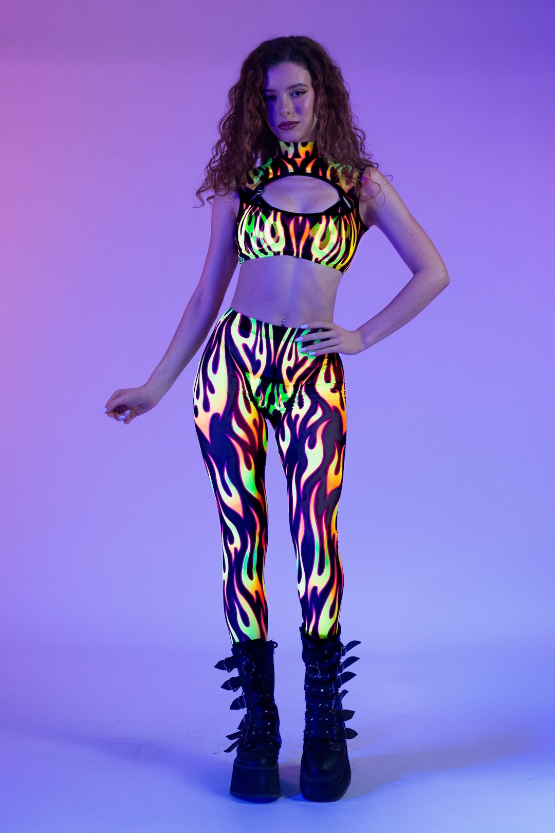 Flammen Print Mesh Rave Outfit Set, Cutout Top Leggings und String Set ...