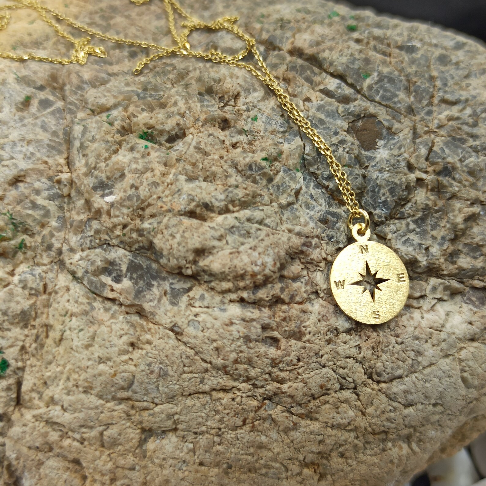 Dainty Compass Necklace Solid Gold 14k Compass Jewelry - Etsy