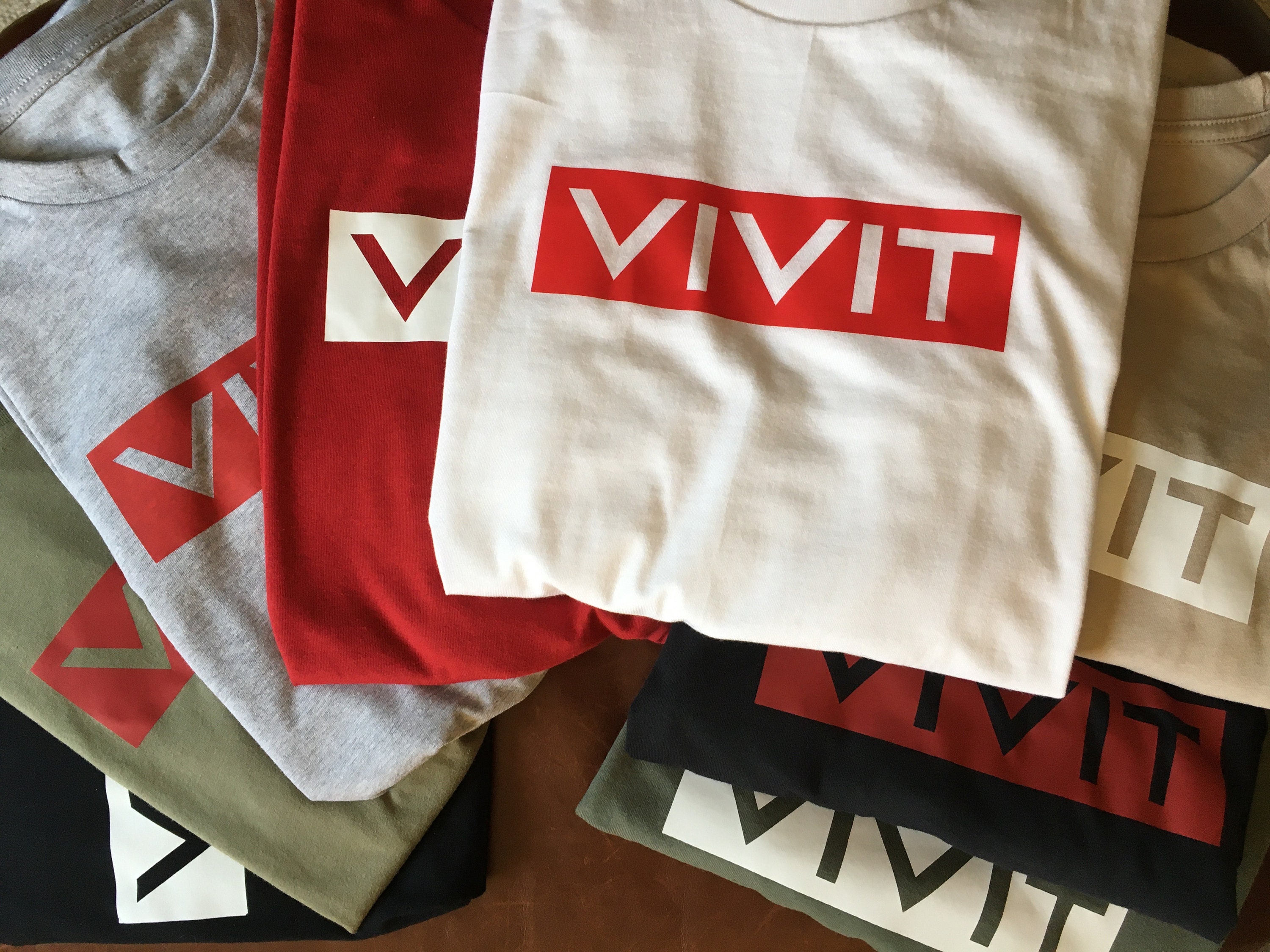 La camiseta cristiana esencial para hombres y mujeres - Etsy España