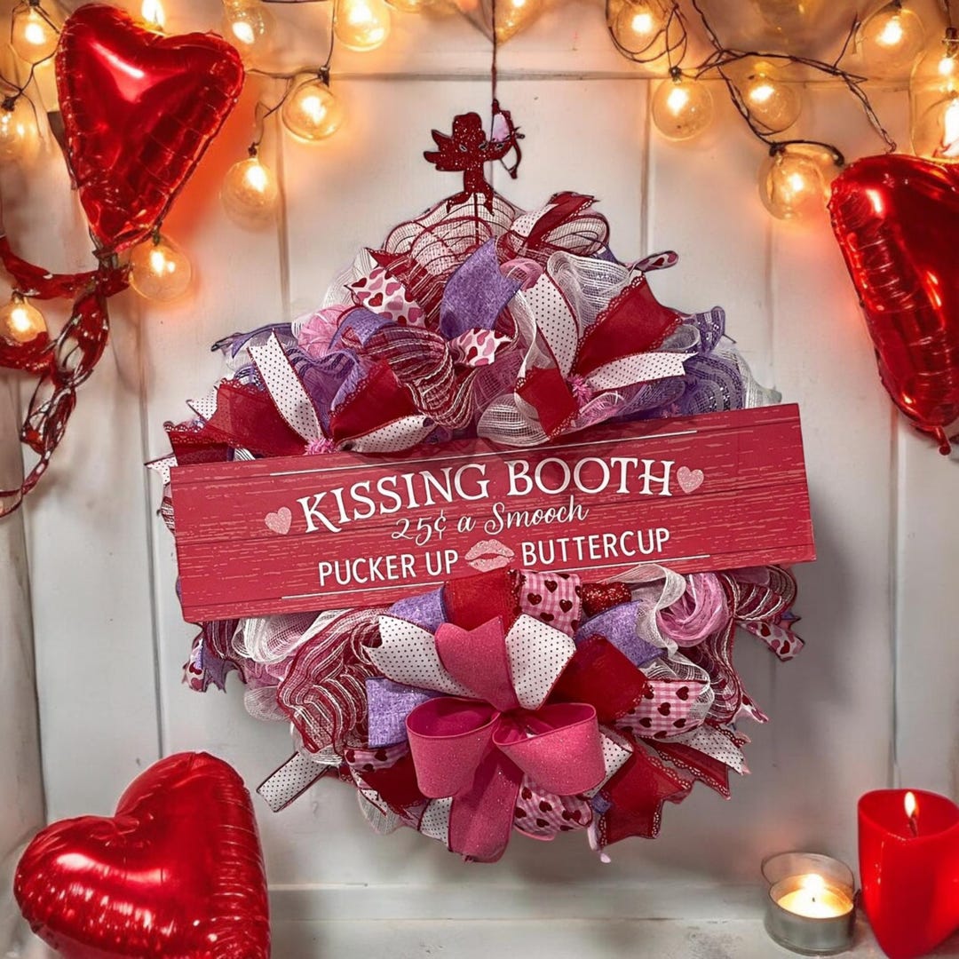 Valentine's Kissing Booth Door Wreath|reds and Pinks With Cupid ...