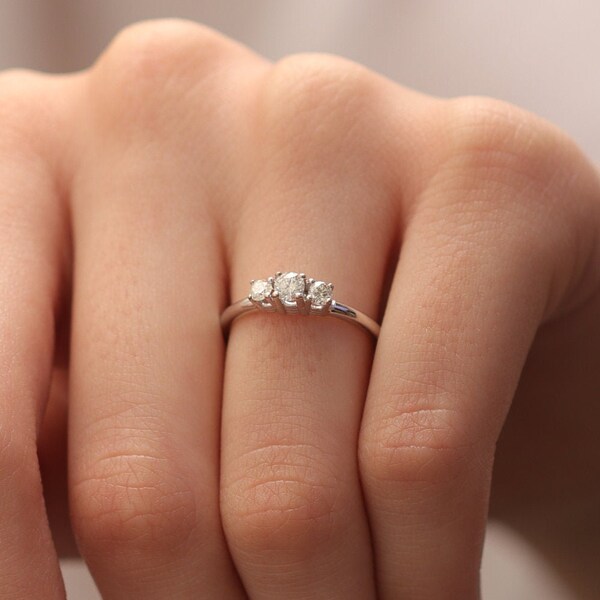 Minimal Diamond Ring - Etsy
