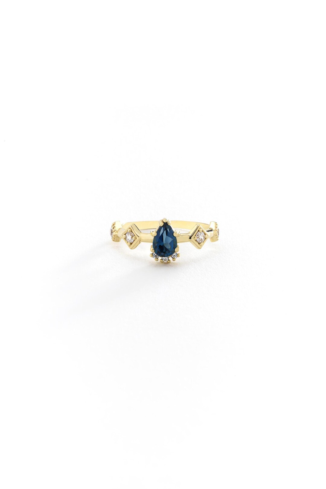 14k Lab Created Sapphire, Engagement Ring, Women Solid 14K Gold Pear ...