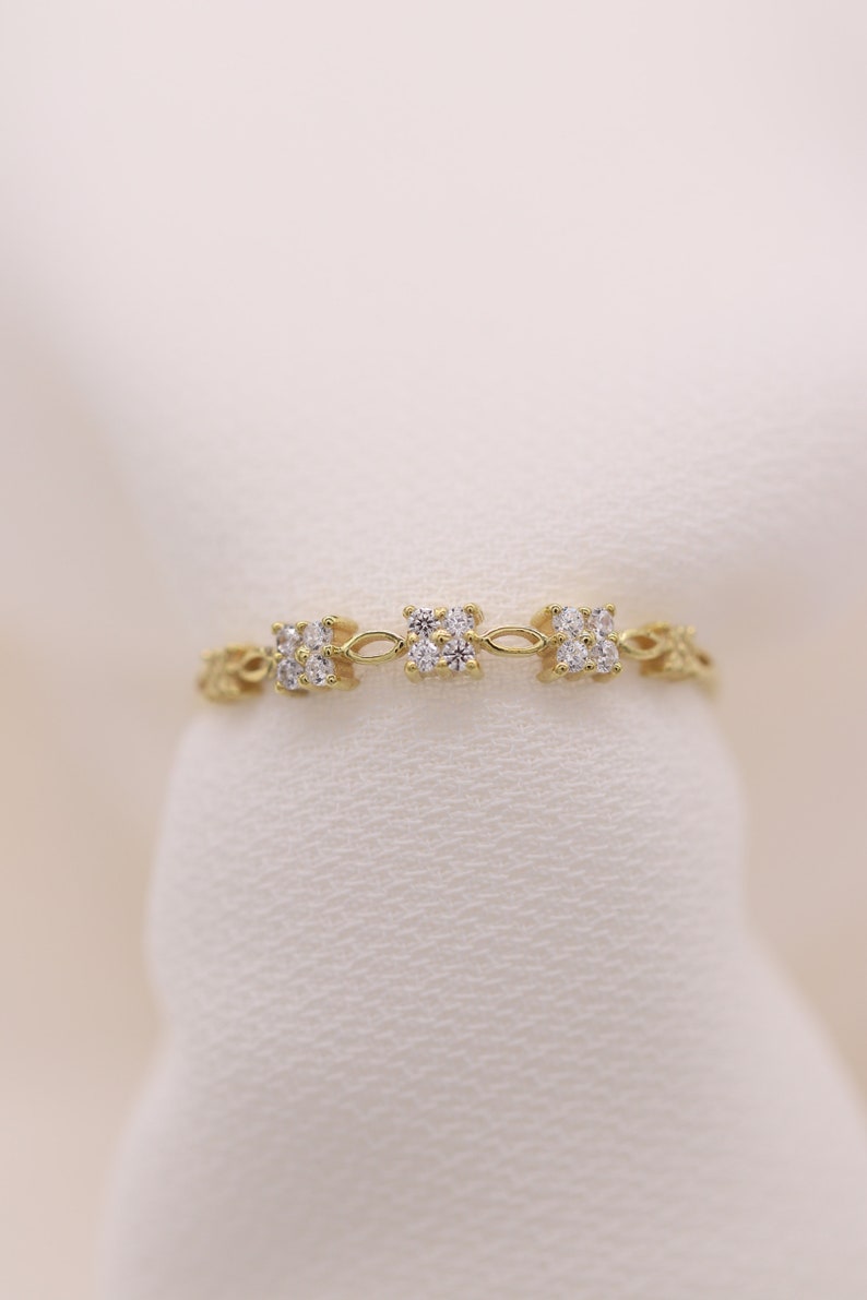 Dainty Diamond Ring / Wedding Diamond Ring / 14k & 18k Gold | Etsy