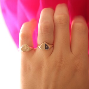 14k 18k Heart Initial Engraved Gold Signet Ring / Handmade Heart Signet ...