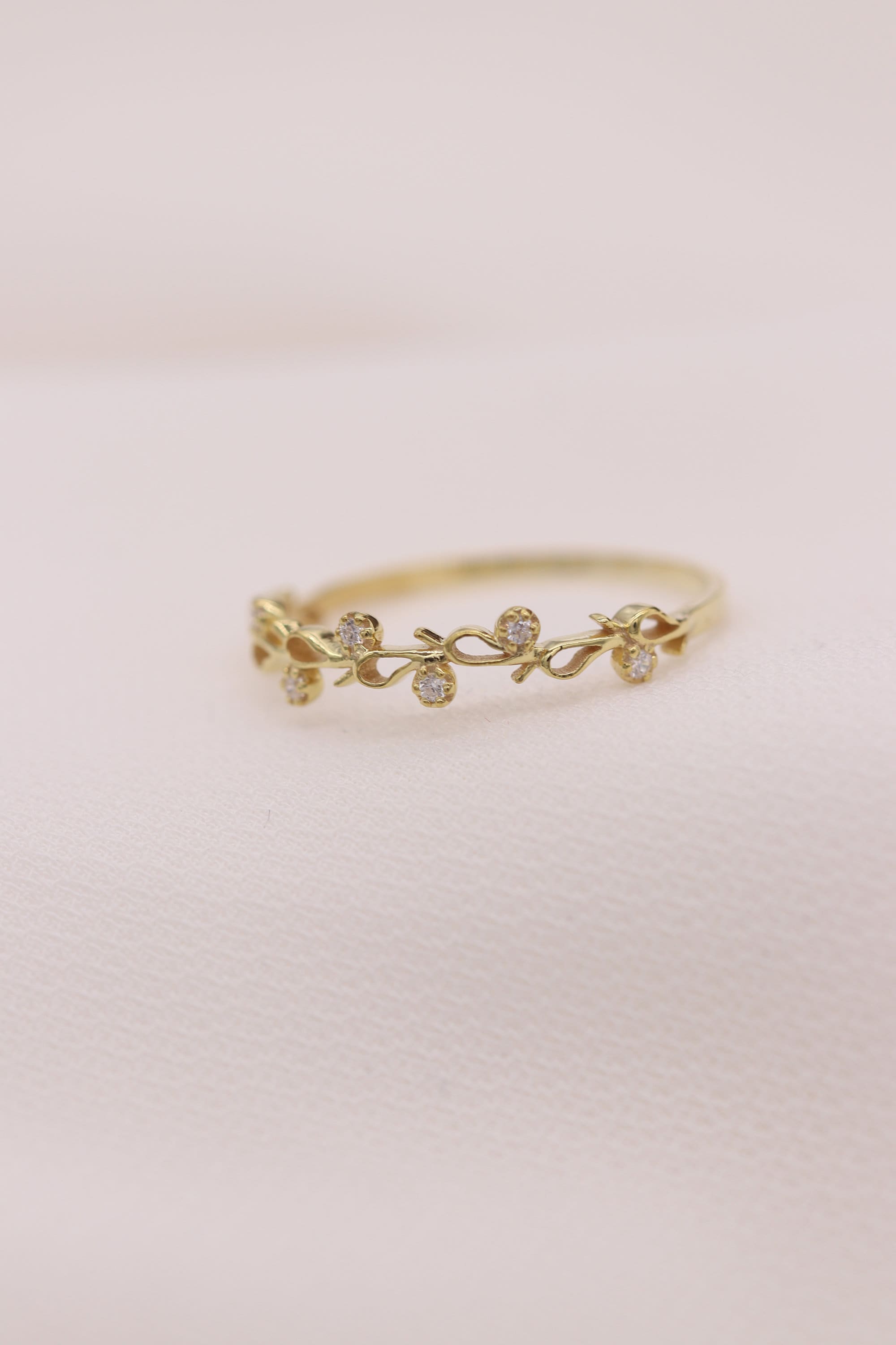 Diamond Ivy Band / Ivy Leaf Diamond Ring / 14k & 18k Gold Minimalist ...