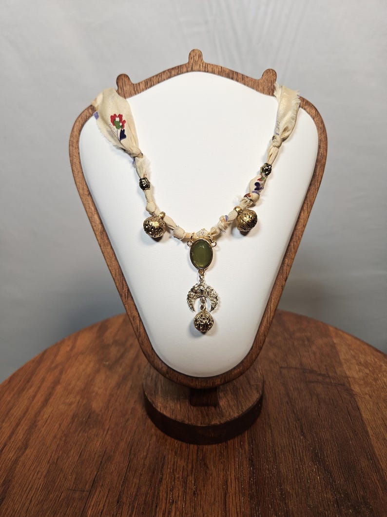The Vintage Masterpiece Charm Necklace - Etsy