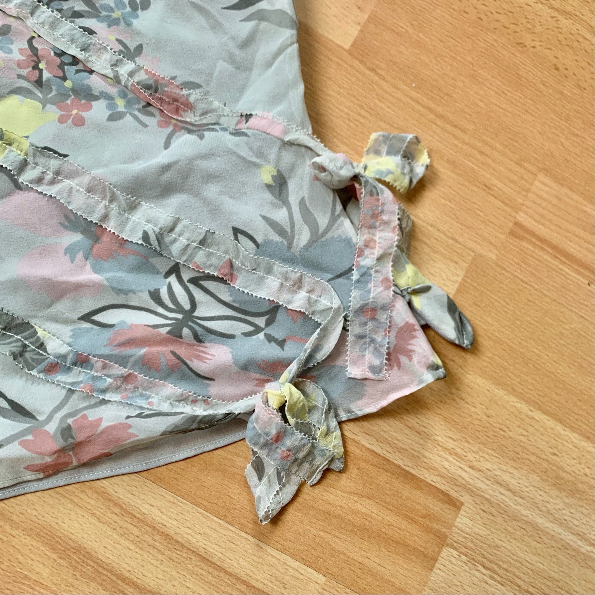 100% Silk Vintage Y2K Ted Baker Pastel Floral Camisole Top With ...