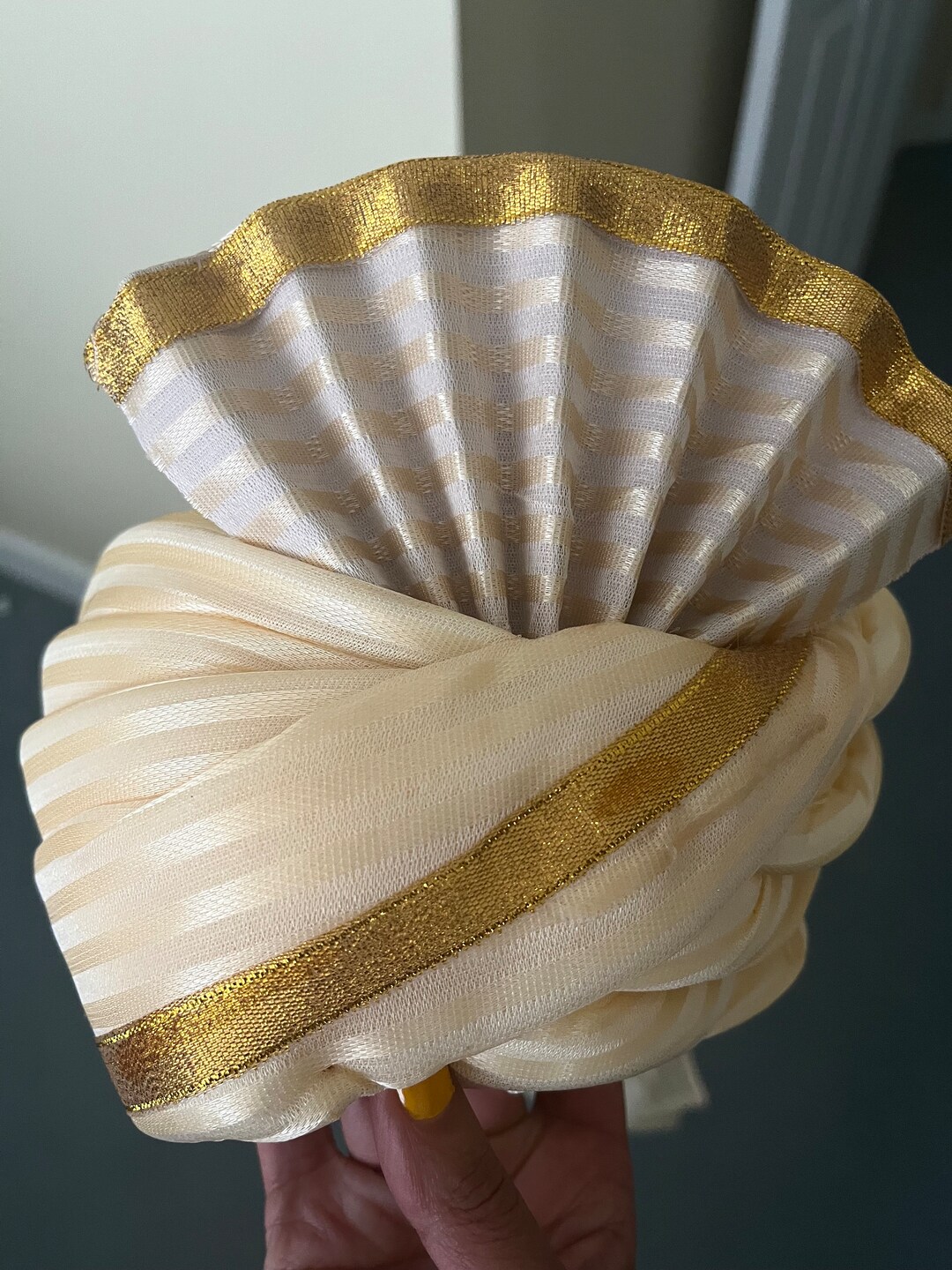White Pagdi With Gold Border - Etsy
