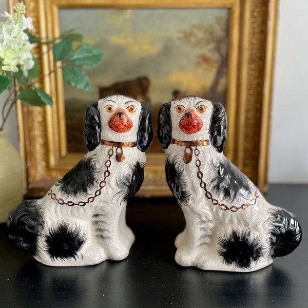 Mantel Dogs - Etsy