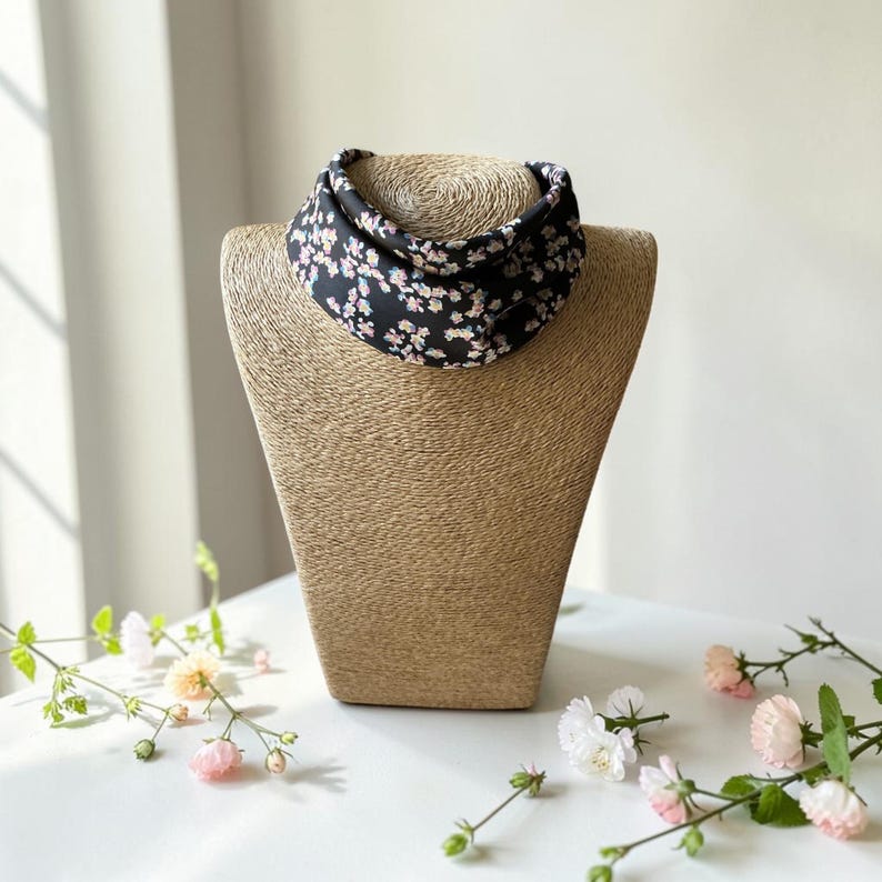 Thyroid Scar Cover / Thyroid Scar Cover / Thyroid Scarf / Thyroid ...