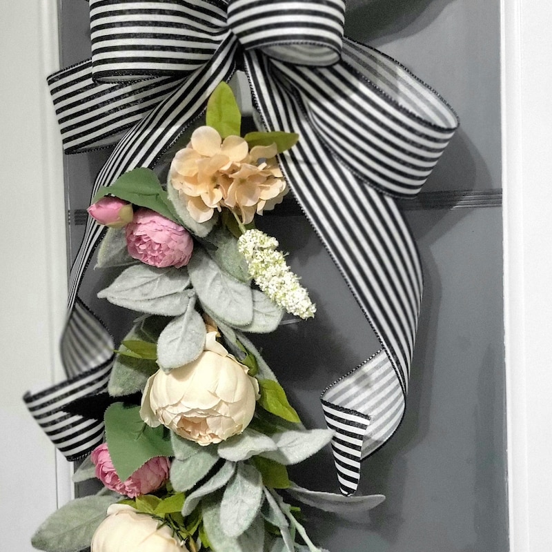 Tear Drop Swag Door - Etsy