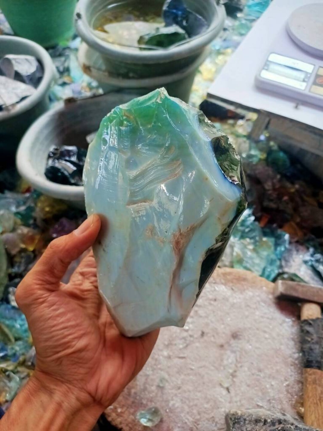 1.64kg(139b) Big Size!! Rare White Emerald and Blue With Skin" of ...