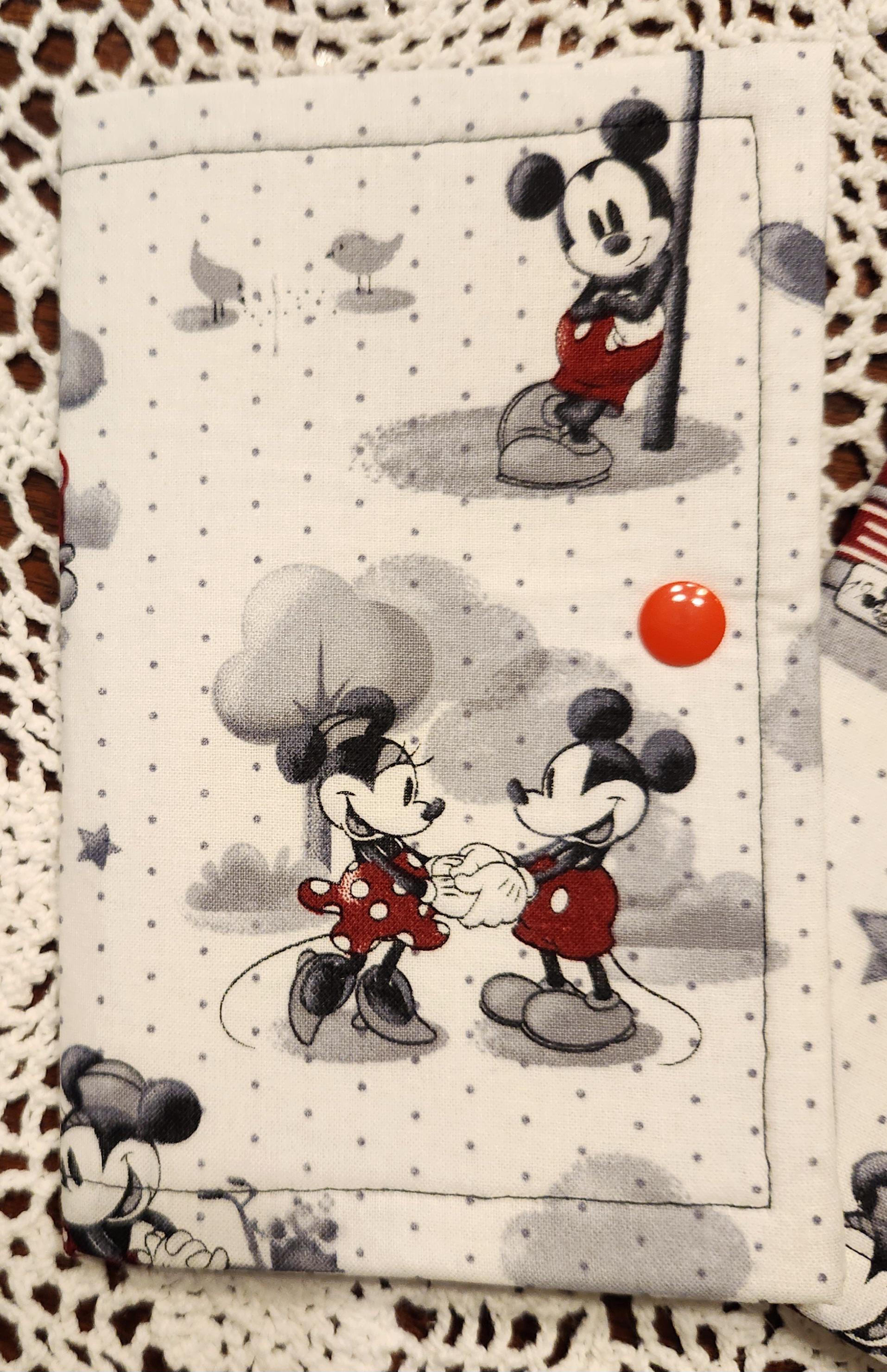 Mickey and Minnie Mouse Thread Beds - Etsy
