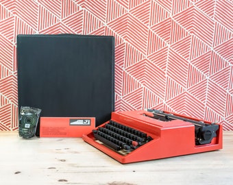 Rare OLIVETTI CLASS LETTERA 27 1980s Red Manual Portable Perfect ...