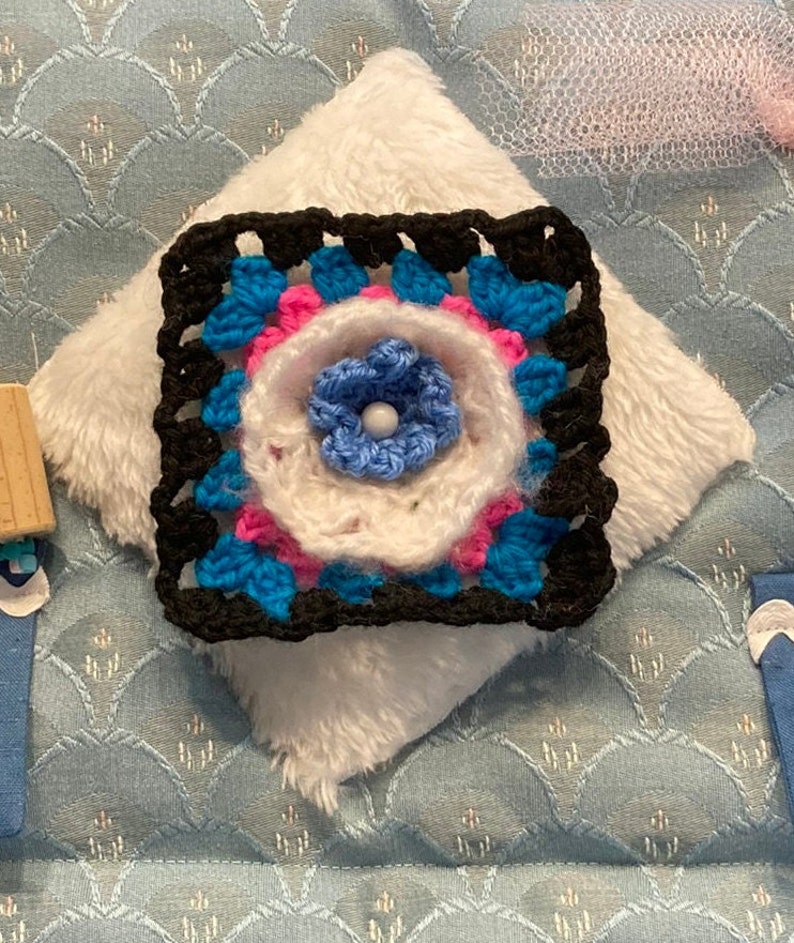 Fidget Quilt, Busy Blanket, Sensory Mat for Memory Care, Dementia ...