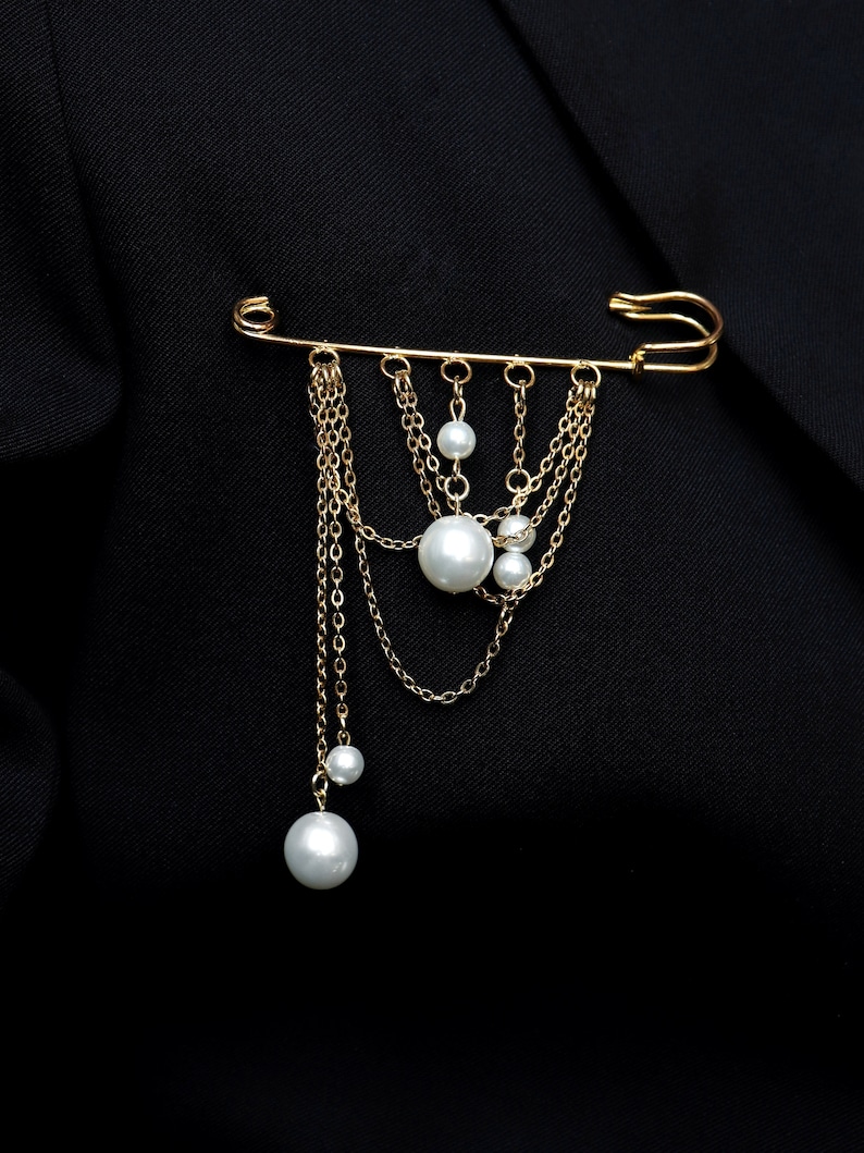Safety Pin Brooch With Small Chains and Pearls - Etsy