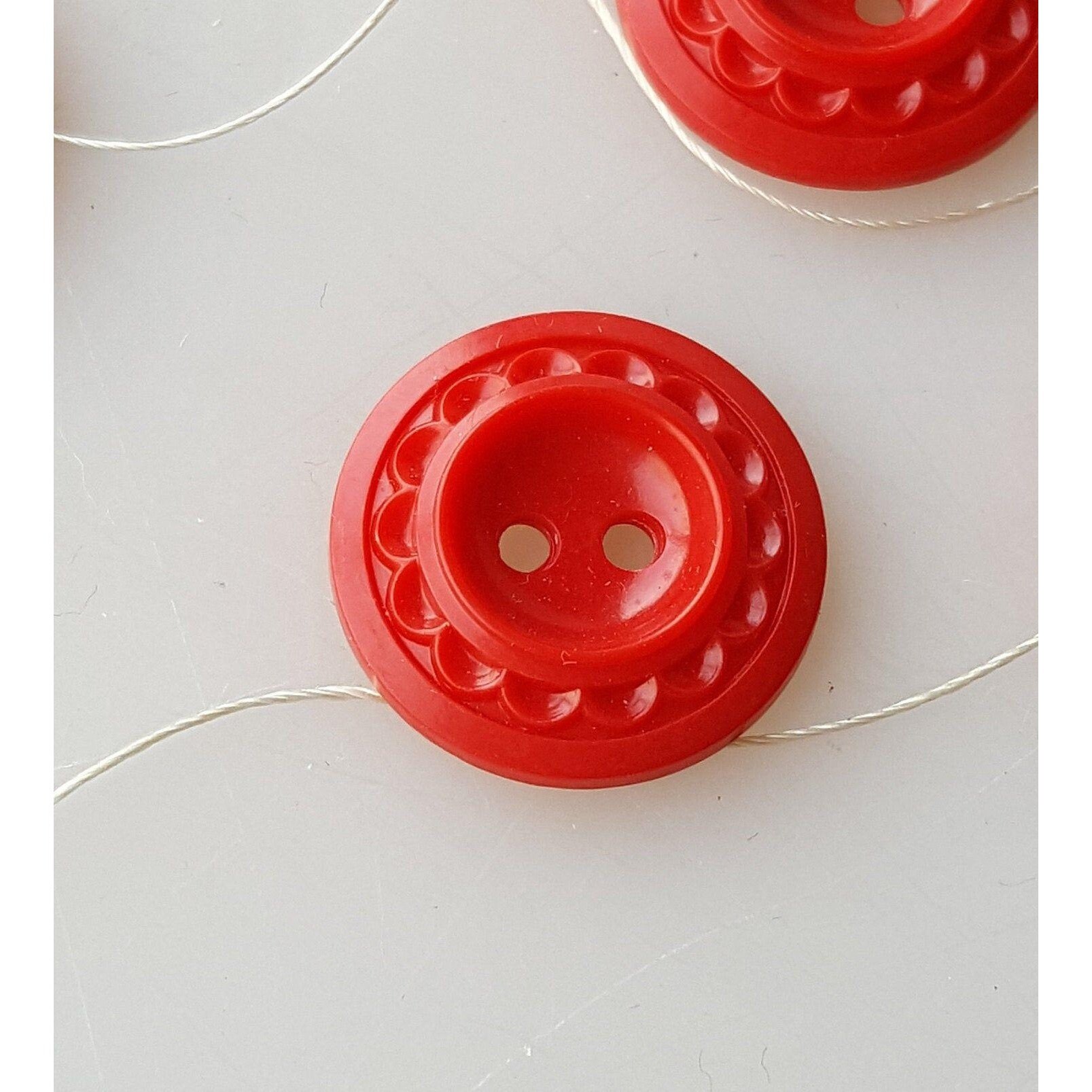 Vintage Sewing Buttons Red Plastic Button Set Scalloped Design - Etsy UK