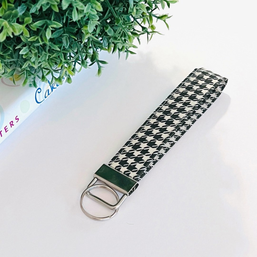 Key Wristlets With Matching Bow Custom Keychains, Key Fob, Floral Key ...