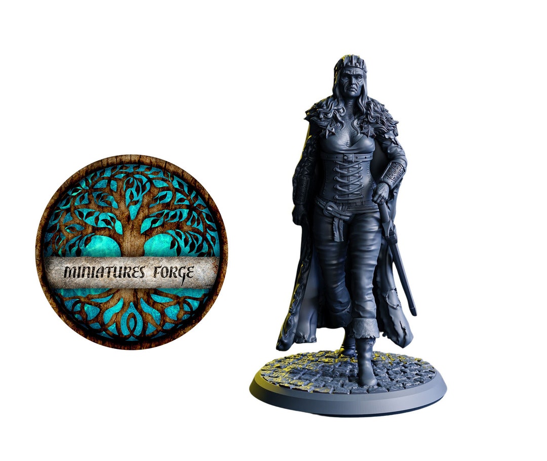 Fog Wretched Royalty Female Dungeons and Dragons Mini - Etsy